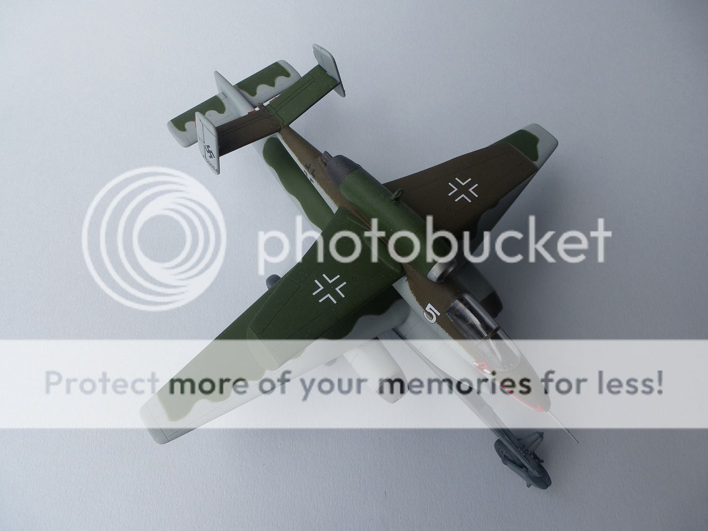 1/72 Dragon Mistel 5 Arado E-377a with a Hobby Boss He 162A-2 - Ready ...